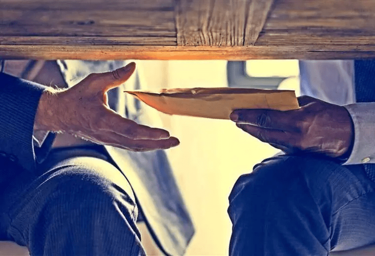 Bolivia, Tercer País Más Corrupto en América del Sur: Informe